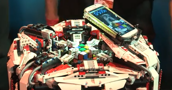 Lego-robot sætter verdensrekord i professorterning - Computerworld