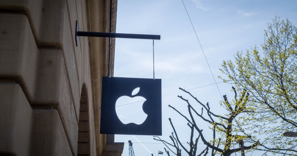 Apple tæt på at indgå aftale med ny leverandør af skærme til iPhone ...