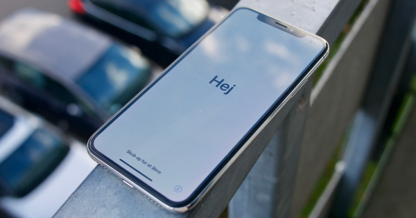 Test af iPhone X: Apples mest avancerede telefon til dato - men langt ...