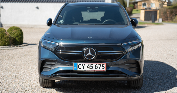 Test: Mercedes EQA er et bevis på hvordan man helst ikke skal bygge en ...
