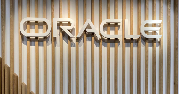 Oracle gennemfører sit største opkøb nogensinde: Betaler 186 milliarder ...