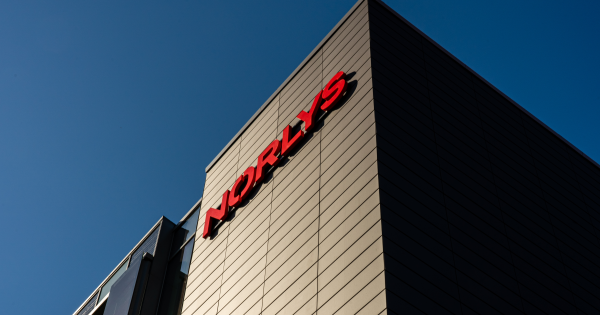 Tre Norlys-topchefer fratræder med omgående virkning: Internet ...