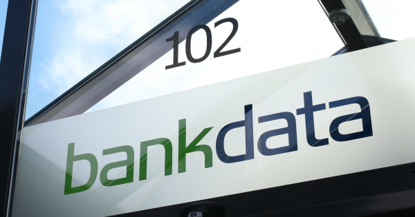 Bankdata, BEC og SDC skal tvinges til at sænke tårnhøje udmeldelses ...