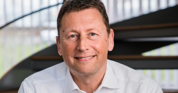 Niels Svenningsen har været topchef for tusindvis af ansatte: Nu nyder ... Niels Svenningsen har været topchef for tusindvis af ansatte: Nu nyder ...