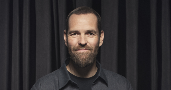 Fratræder med omgående virkning som CEO for Nordisk Games med 1.300 ...