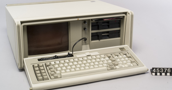 Det er 40 år siden, at IBM's legendariske 5155'er så dagens lys - et ...