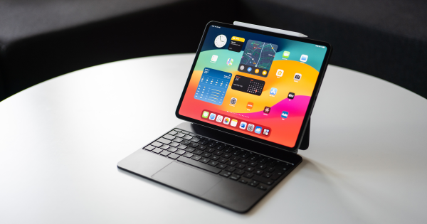 Test af Apples magtdemonstration: Den nye iPad Pro er klodens bedste ...